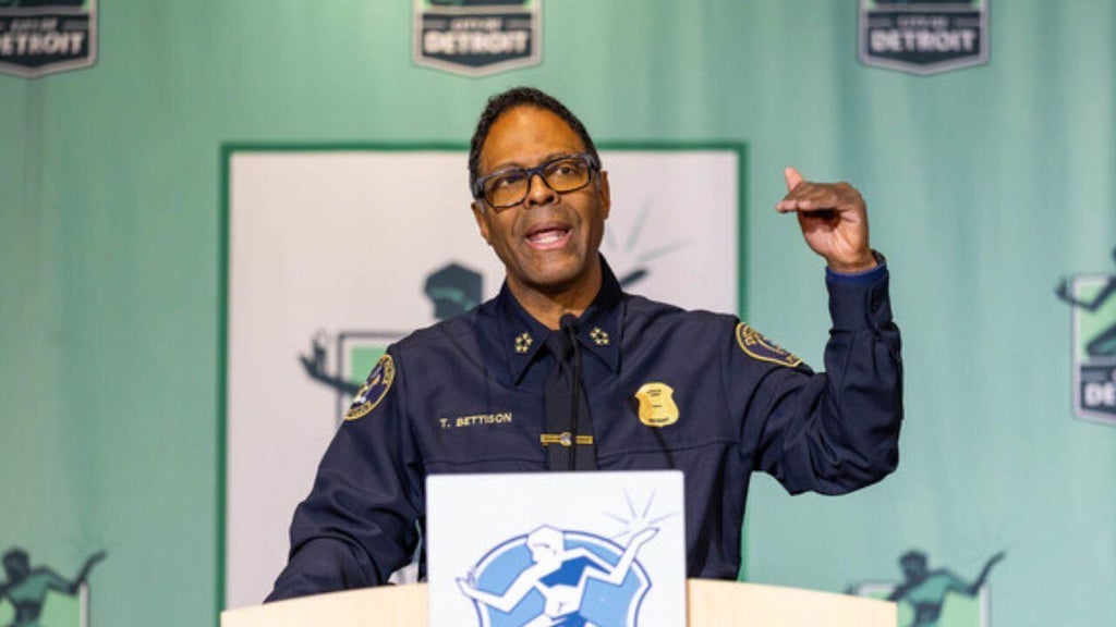 Detroit officials report historic drop in homicides, violent crimes in city