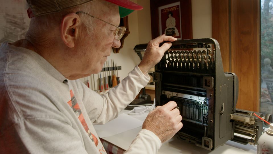 How this retiree is trying to bring typewriters back