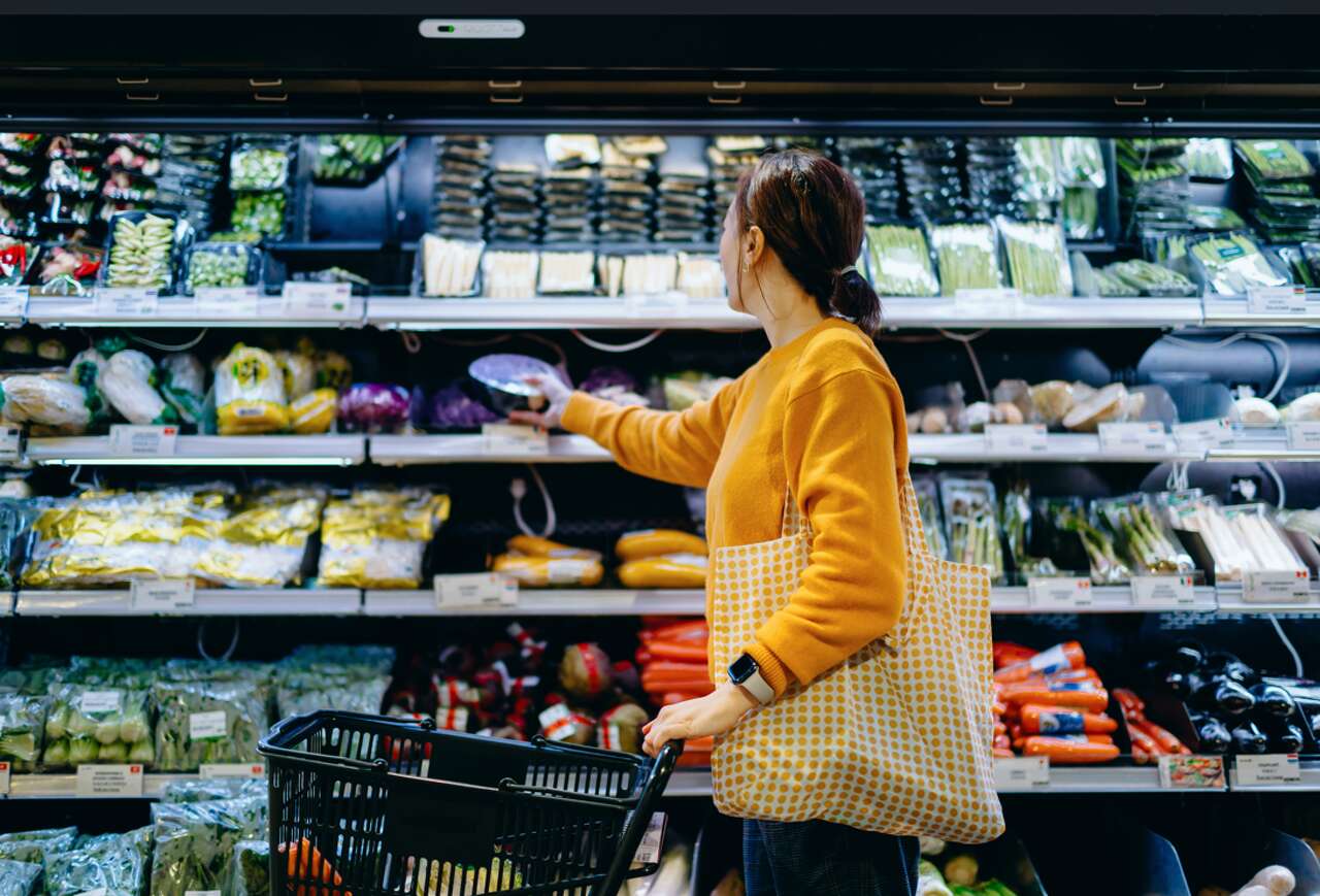 New US dietary guidelines include updated food pyramid, emphasize more ...