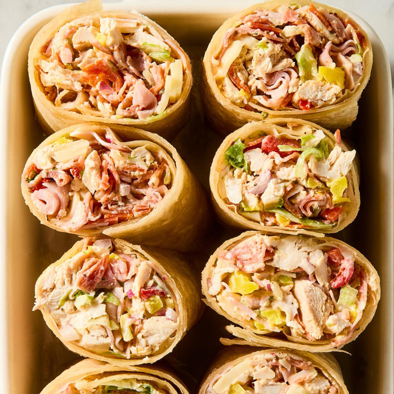 My quick & easy Italian grinder wrap packs 61 grams of protein