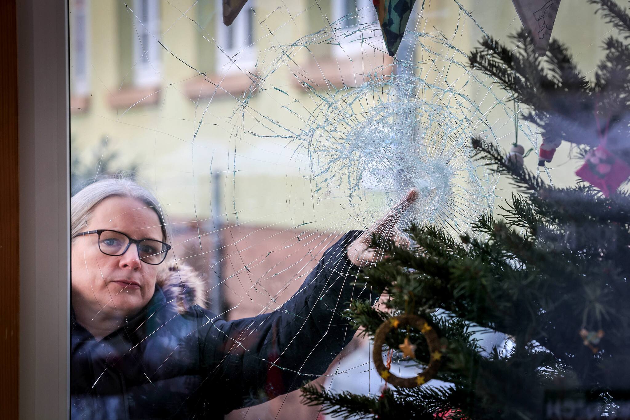 „Immer wieder ärgerlich“: Vandalismus bei der Praxis GmbH