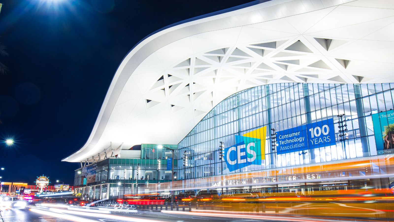 Vegas hotel prices surge during CES, but here’s how to book wisely