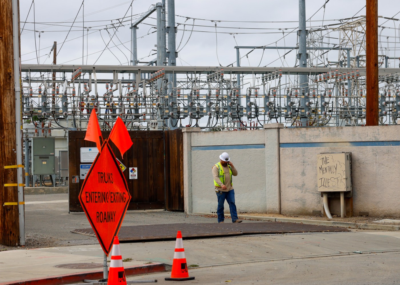 When PG&E substations caught fire, inspectors had already raised red flags