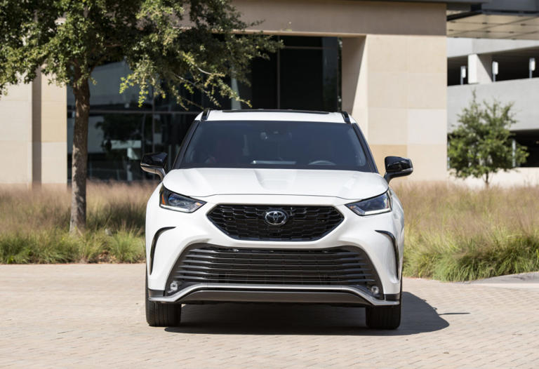 Toyota Highlander's lease for February will make you want to drive one home