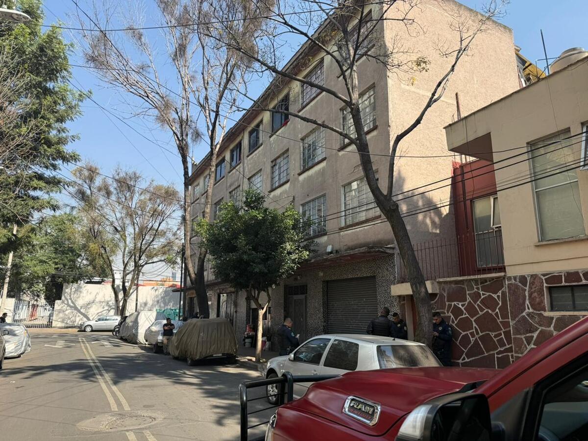 Mujer cae de una altura de 12 metros y muere en edificio de Miguel ...