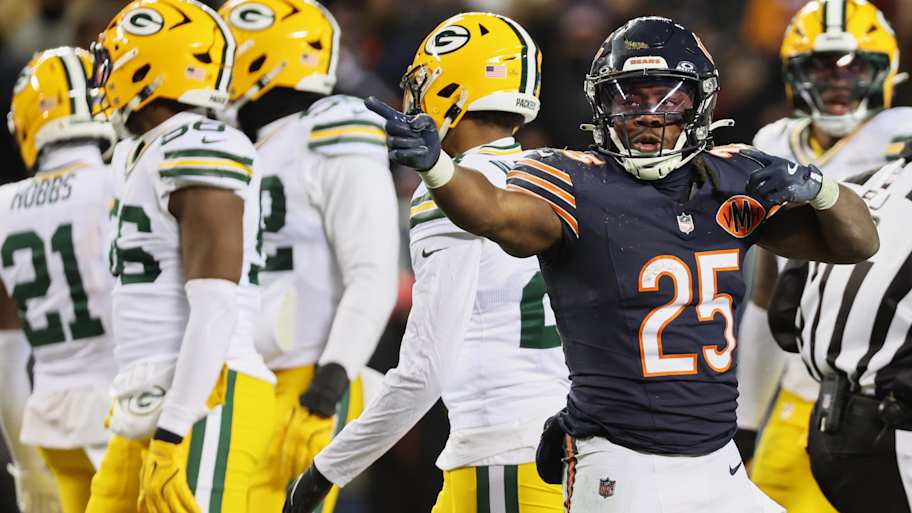 Perfect DFS showdown lineup for Packers-Bears: Kyle Monangai, Jayden ...