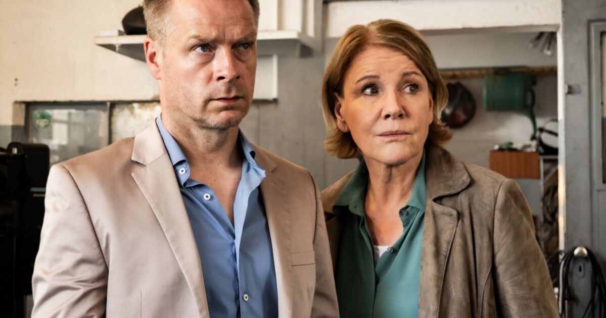 Fans wollen, dass "Marie Brand"-Star Hinnerk Schönemann sich auszieht