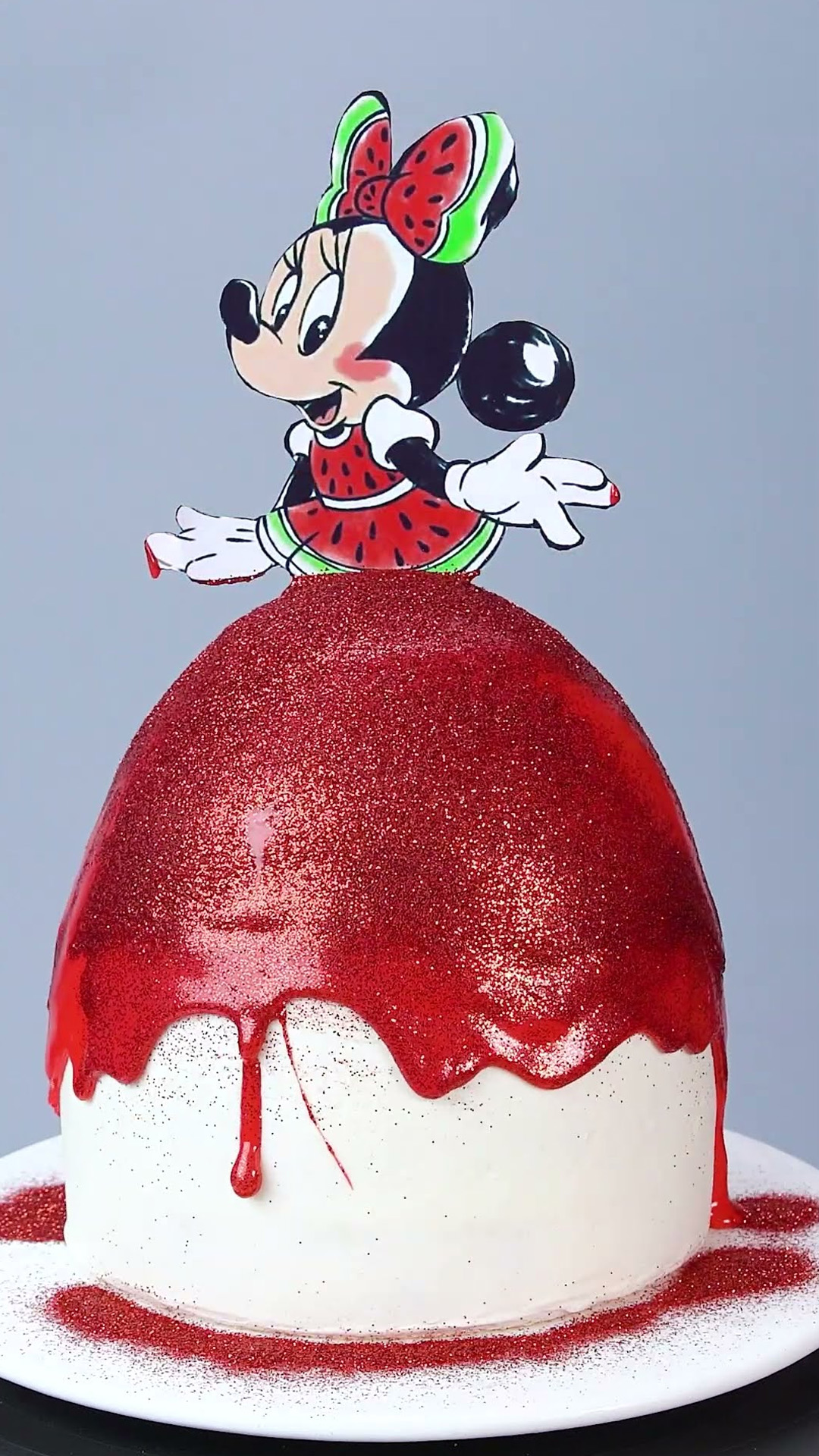 Sweet Minnie Mouse princess cake designs