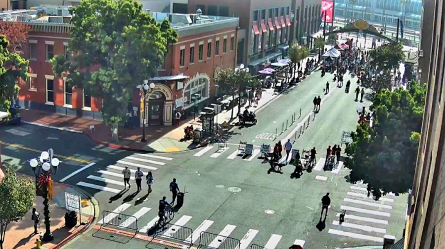 New webcam captures daily life in the Gaslamp Quarter