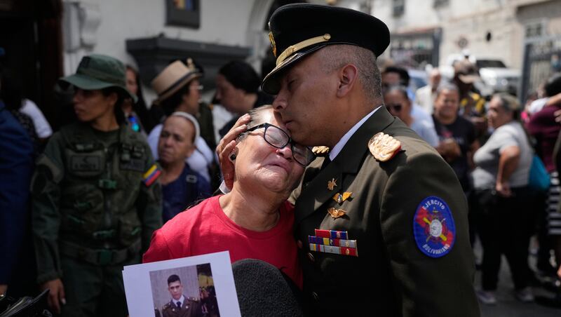 Utah Sen. Lee, other lawmakers speak out after Venezuela briefing by ...