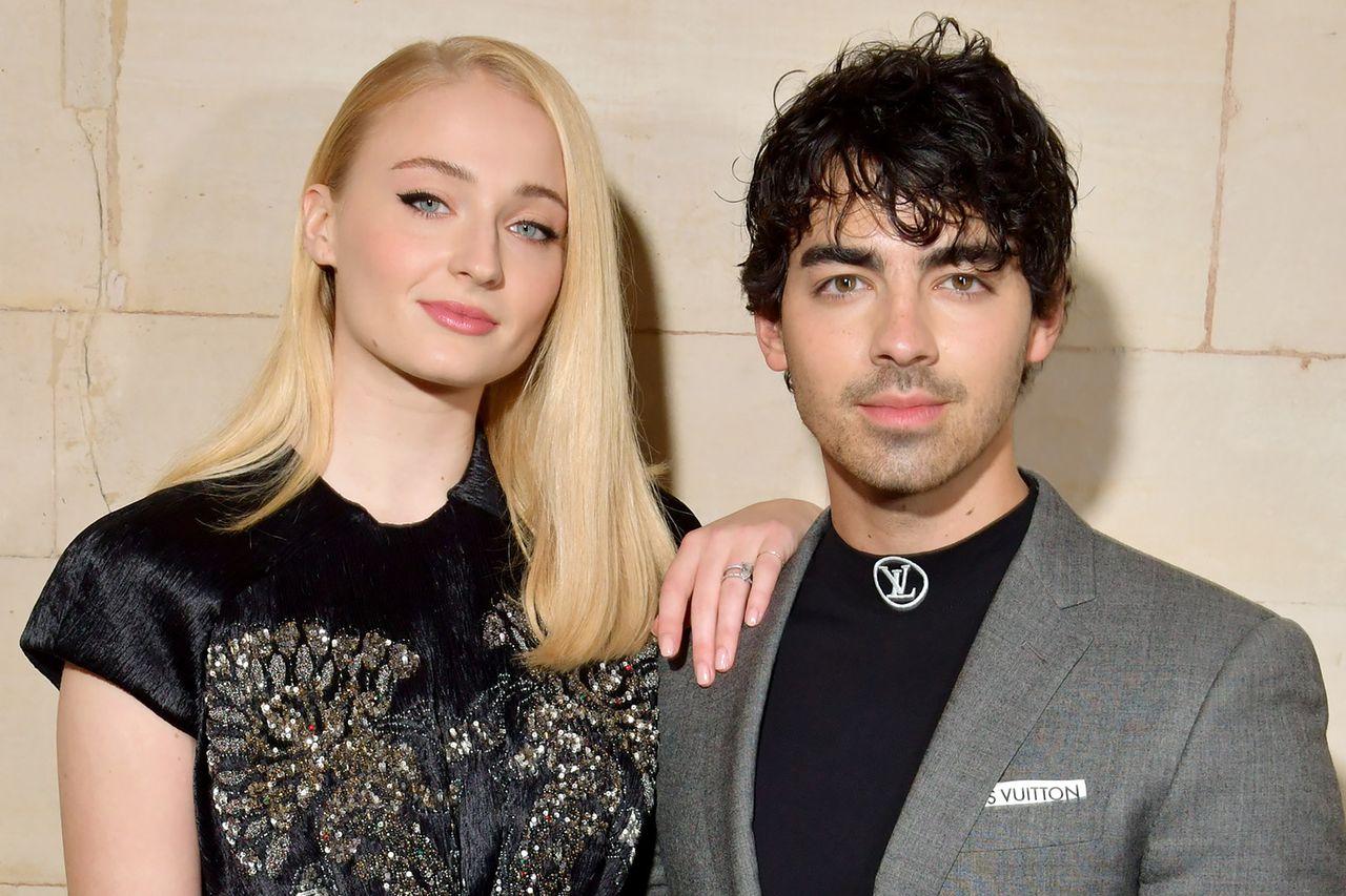 Sophie Turner says she’s been doing a 'hell of a lot of therapy' ahead ...
