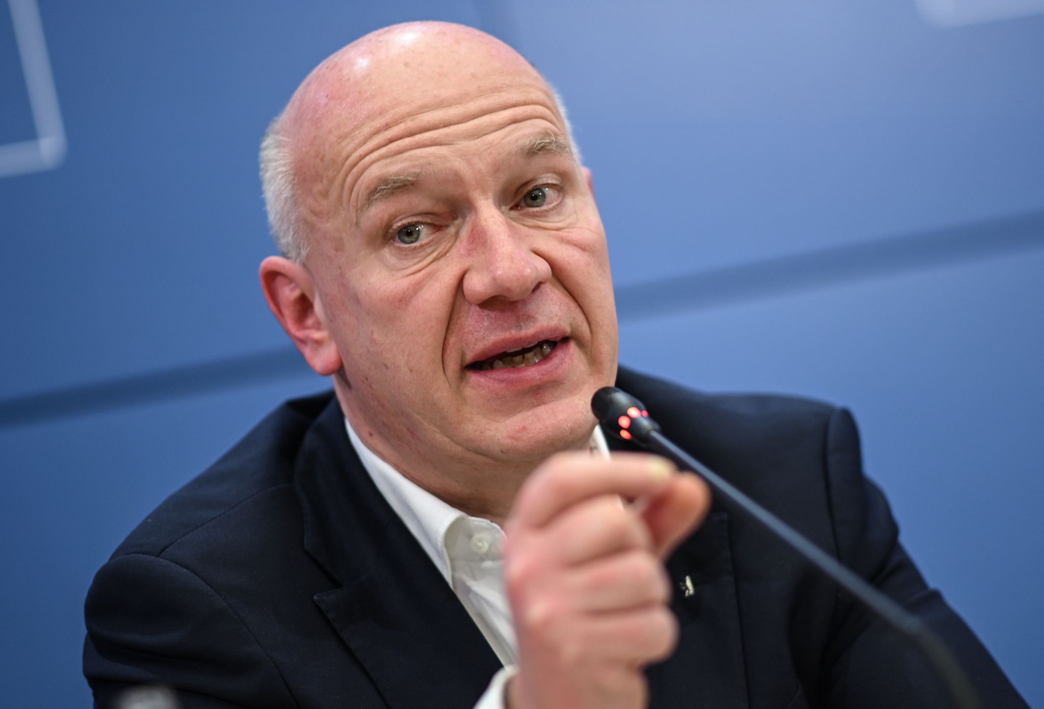 Tennisspiel beim Stromausfall - Wegner äußert Selbstkritik