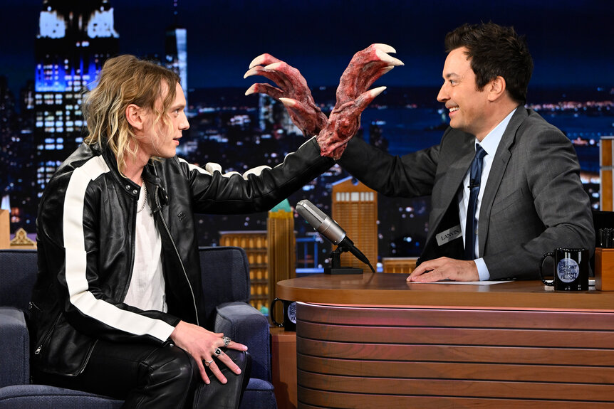 The Tonight Show Starring Jimmy Fallon guests this week: Tina Fey, Paul ...