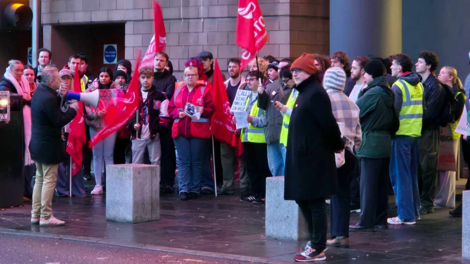 Glasgow cinema workers to launch further month of strike action