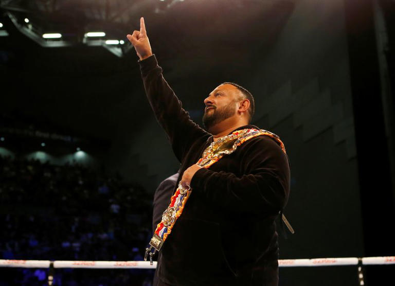 Boxing biopic 'Giant' tells tale of 'The Prince and His Trainer'