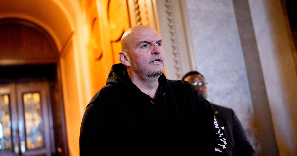 Fetterman defends Trump foreign policy wins as fellow Democrats throw a ...