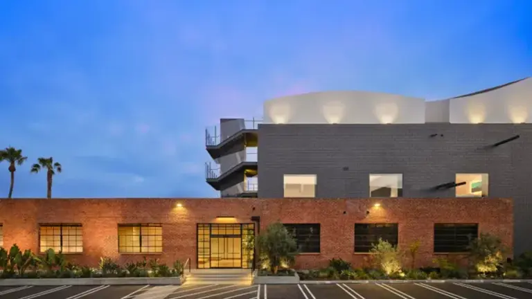 Battle of the Lavish LA Streaming Platform Studios: Apple Music’s vs ...