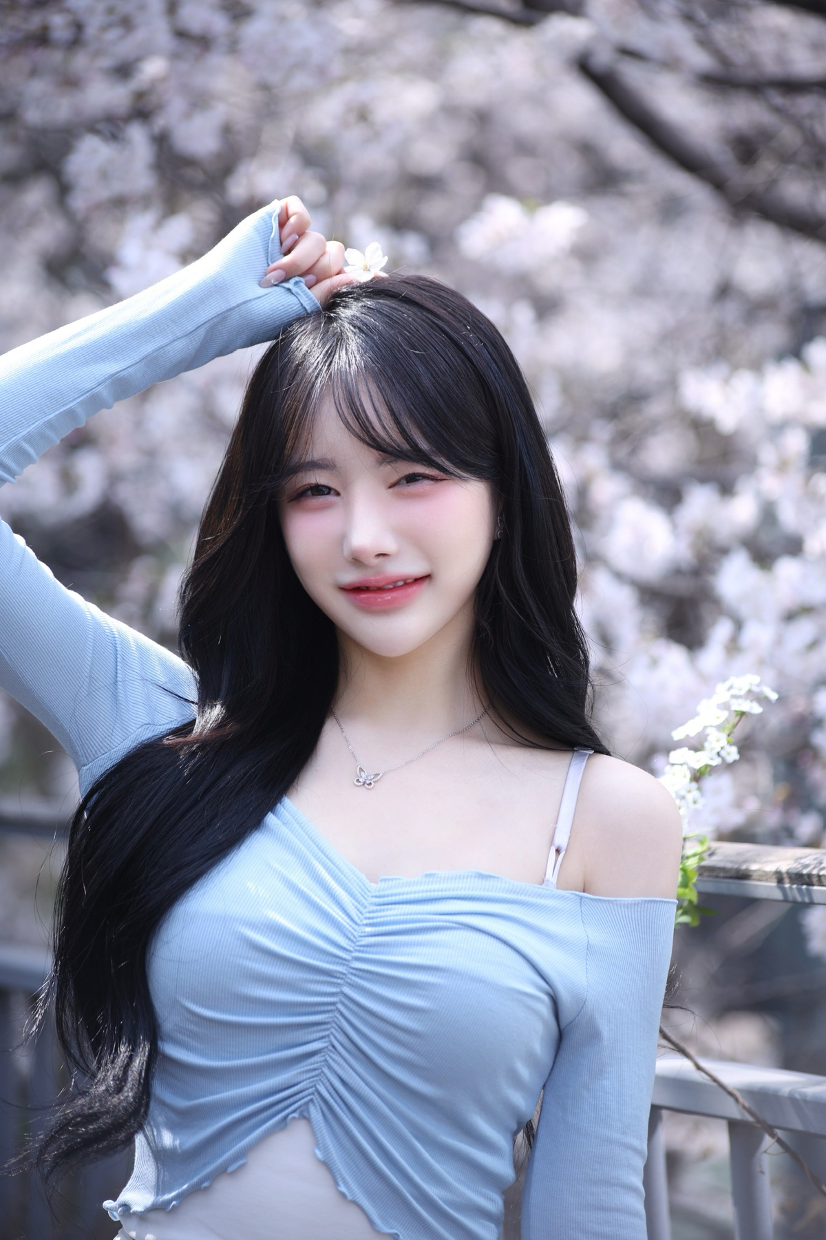 Beauty influencer Betty signs exclusive contract with S&A Entertainment