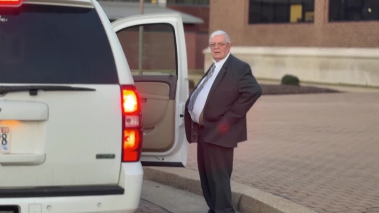 Second accuser testifies in retired Virginia educator's child abuse trial