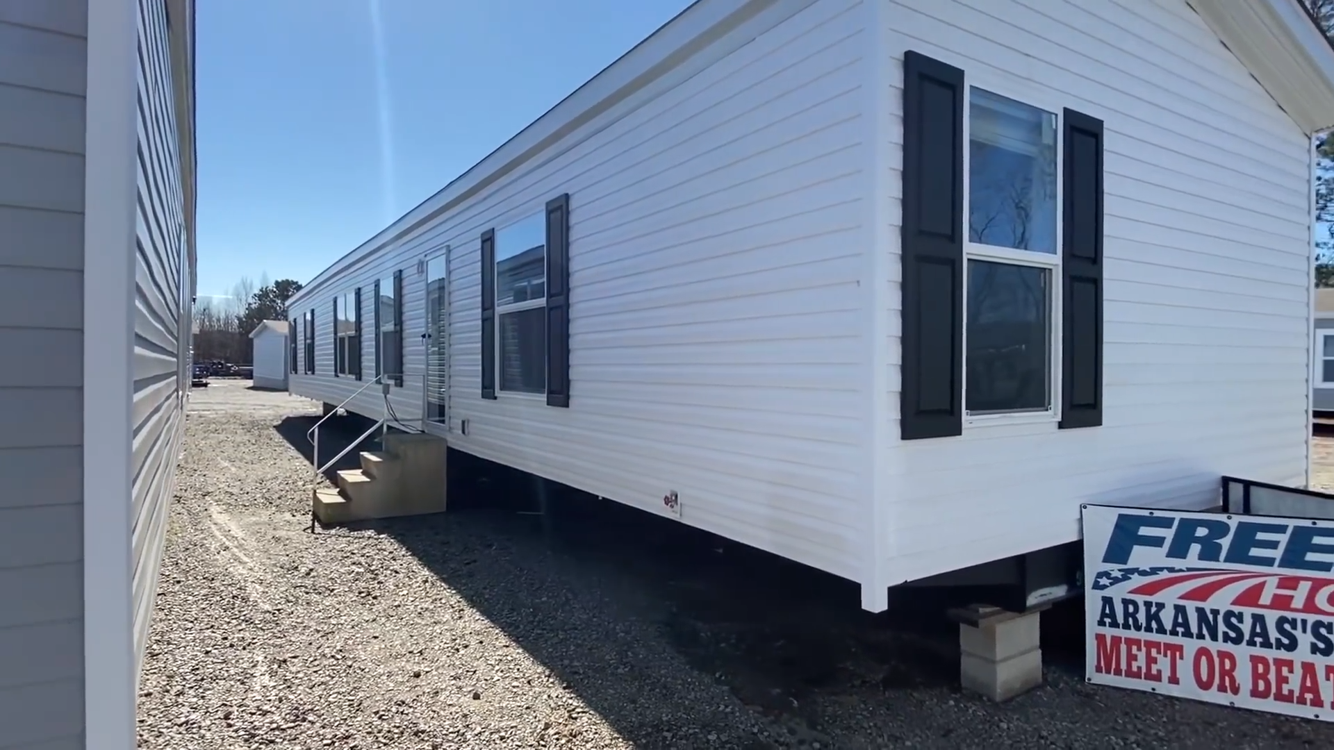 Platinum by Clayton Homes | 3 bed, 2 bath mobile house tour