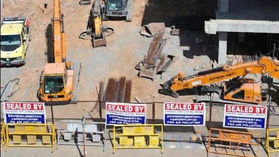 20 of 35 GRAP-sealed construction projects this winter were in Gurugram