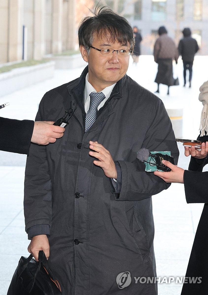 Chief of prosecution-police investigation team on religious groups