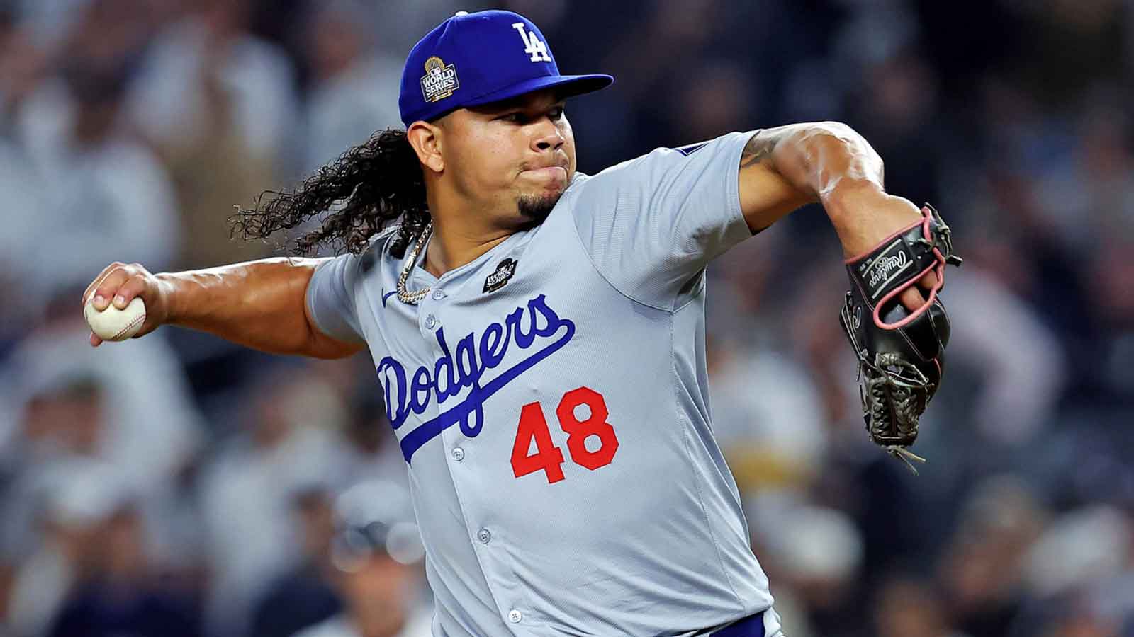 Dodgers, Brusdar Graterol agree to $2.8 million contract ahead of ...