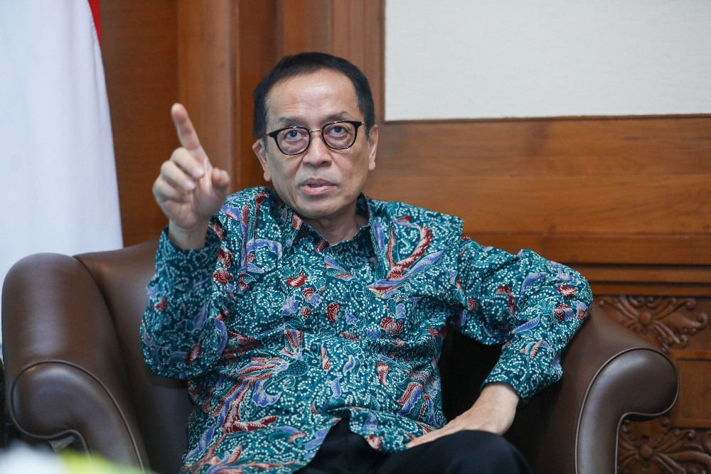 Kontras! OJK pangkas bank mini, spin-off syariah makin marak