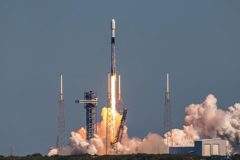 🚀 The US Space Force faces drones at Cape Canaveral