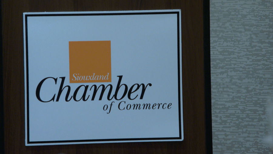 Siouxland Chamber of Commerce hosts economic luncheon