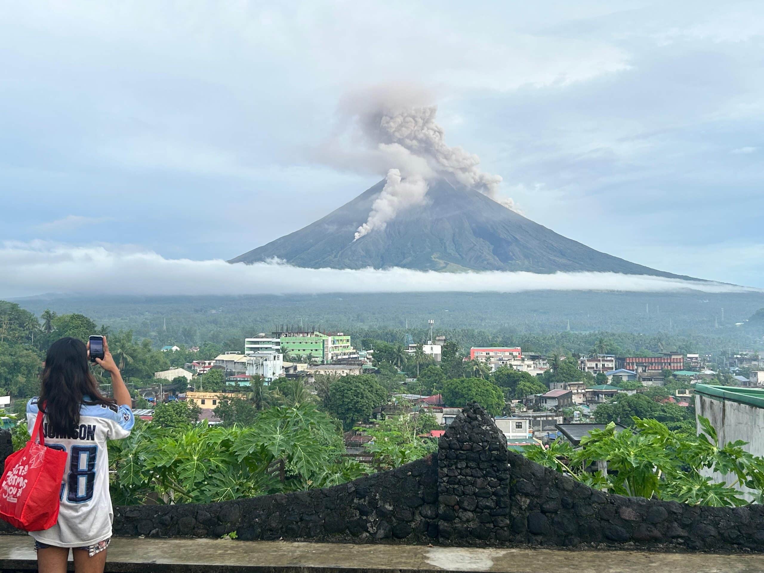 Still no lava flow observed from Mayon Volcano — Phivolcs