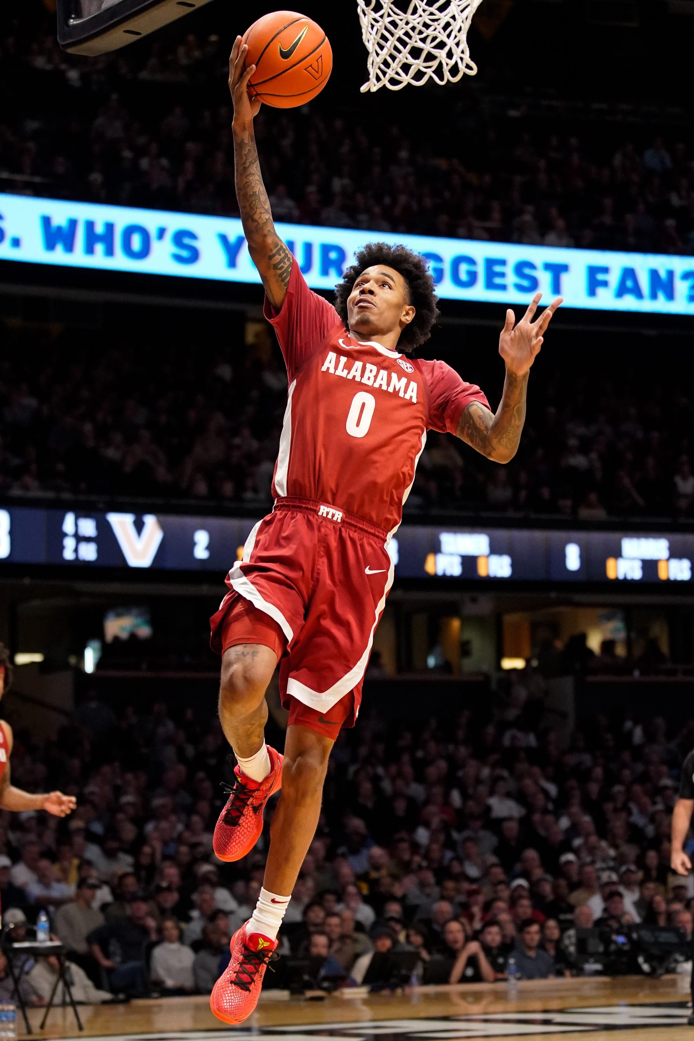 Labaron Philon exits second half of Alabama basketball vs Vanderbilt