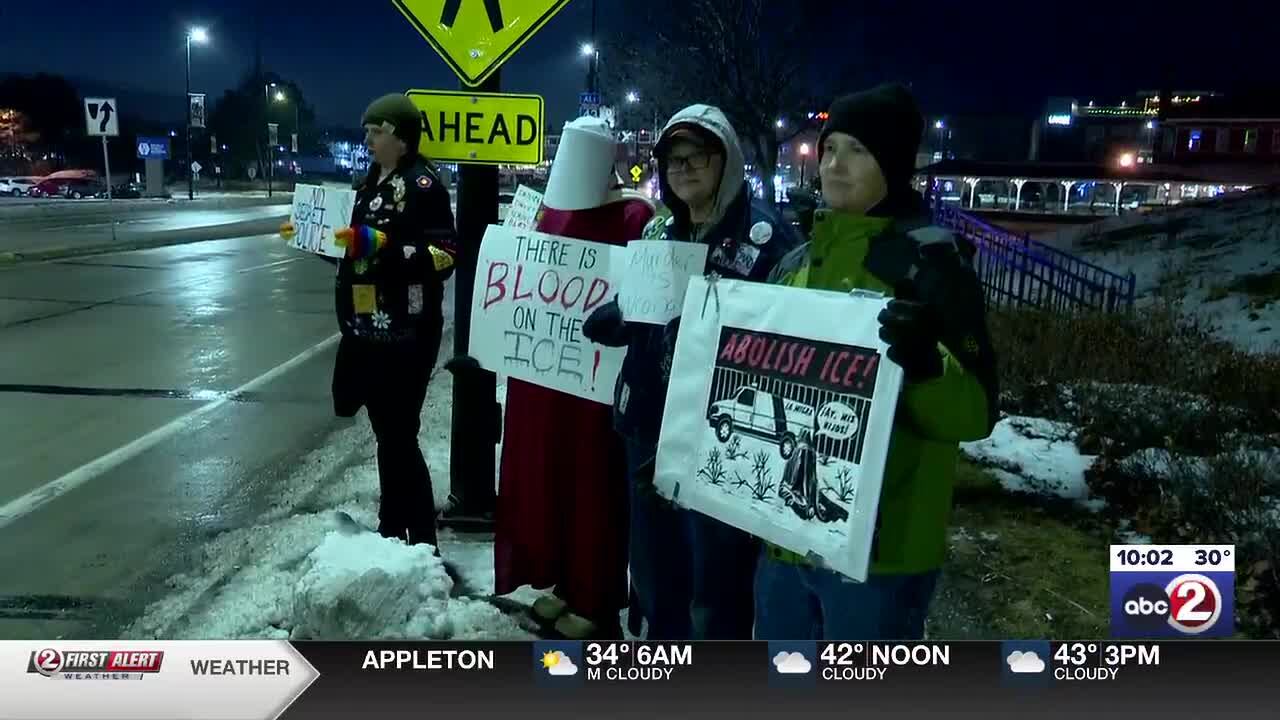 Green Bay community gathers for vigil remembering Minnesota woman shot ...