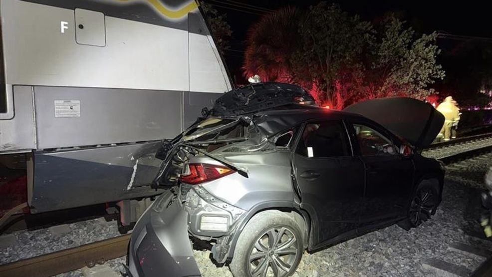 Brightline train collision with SUV shuts down Southeast Dixie Highway ...