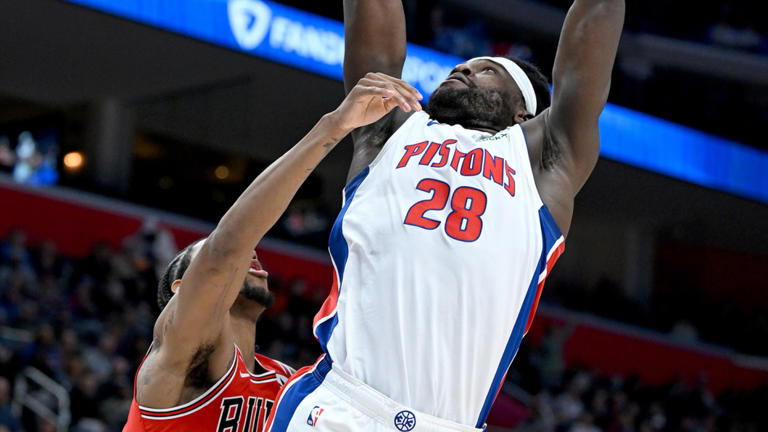 Short-handed Pistons win third straight behind Isaiah Stewart's career ...