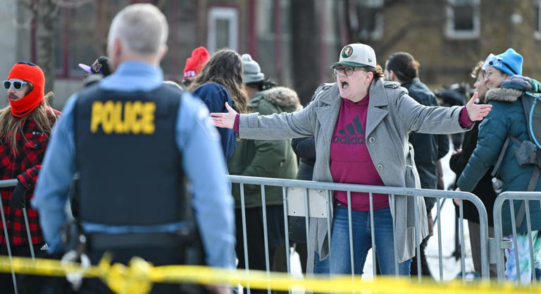 Protesta en Boston tras muerte de mujer baleada por ICE