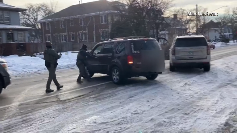 Protesta en Boston tras muerte de mujer baleada por ICE