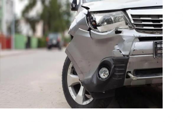 Drivers urged to cash in as cost of car insurance drops