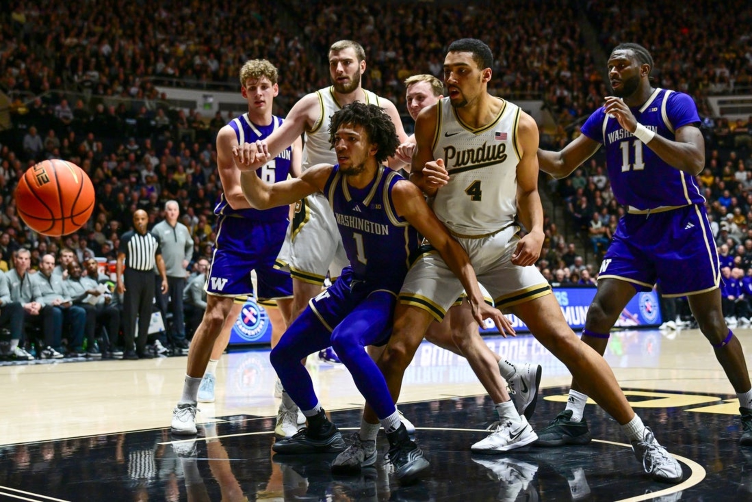 Braden Smith leads No. 5 Purdue over Washington