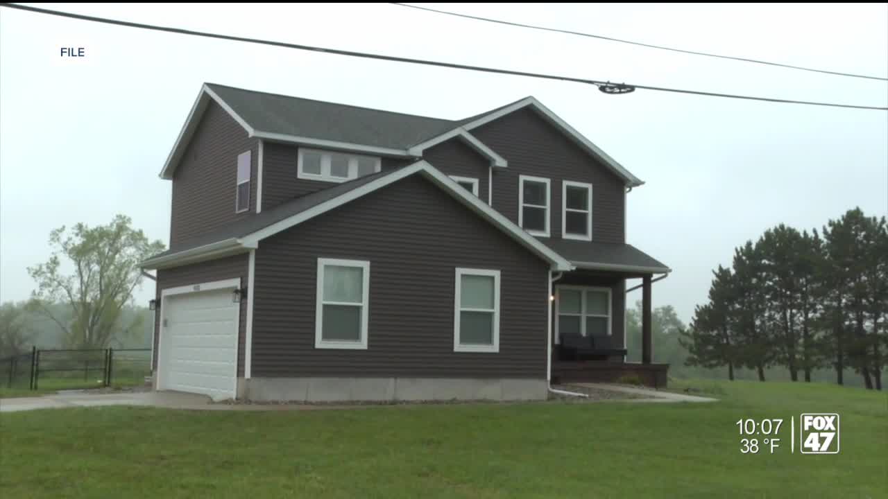 Trump targets corporate home buyers in new housing plan