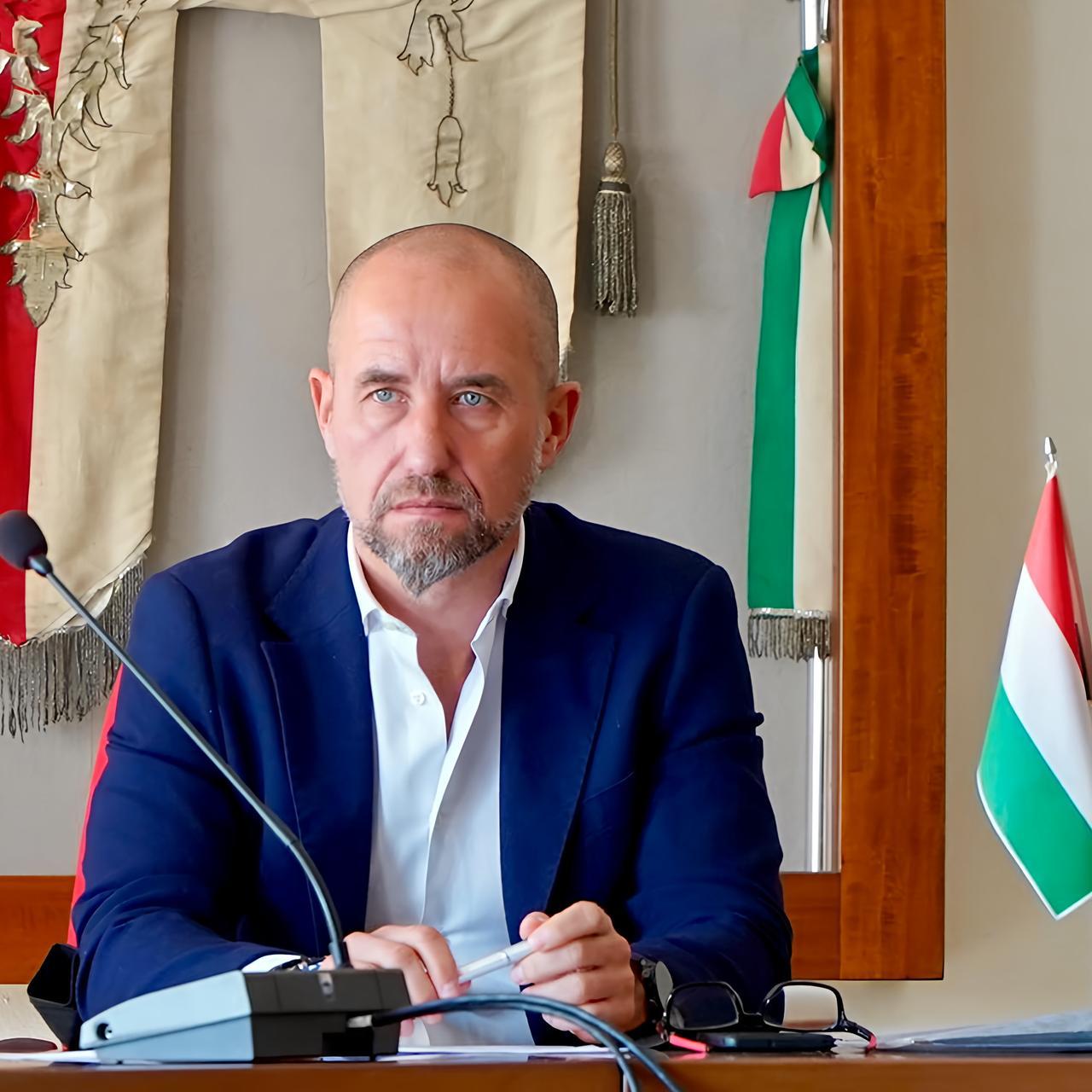 Bergamini lascia la Lega: "Una decisione sofferta". Il Carroccio: "Un ...