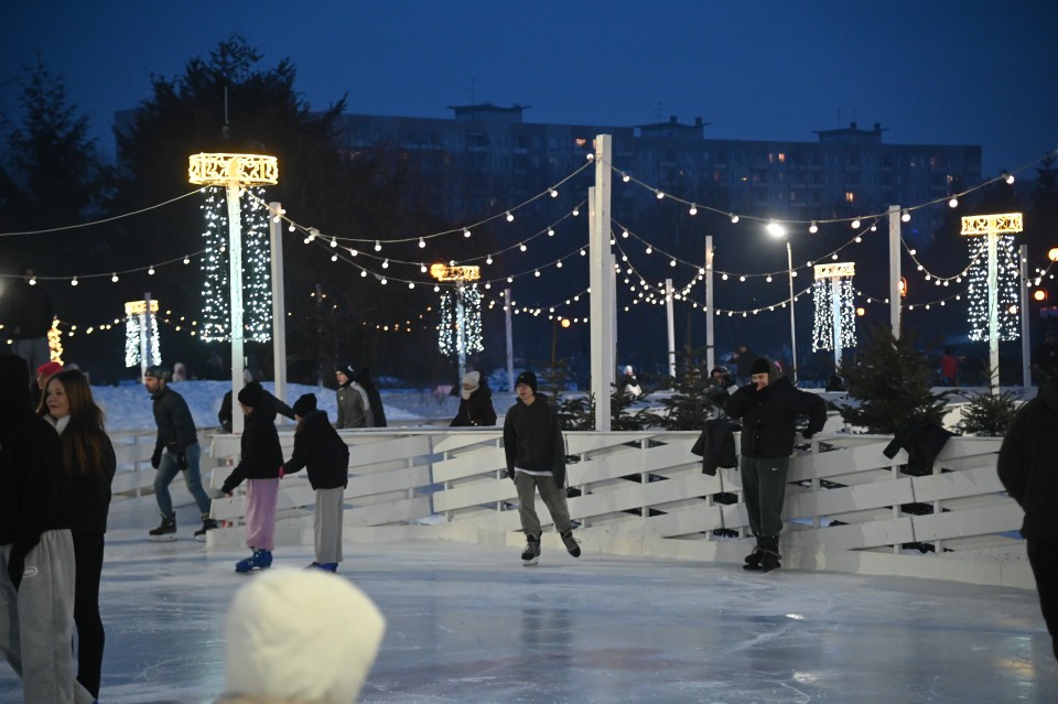 Co robić w mroźny weekend w Warszawie? Łyżwy, koncerty, targi i inne ...