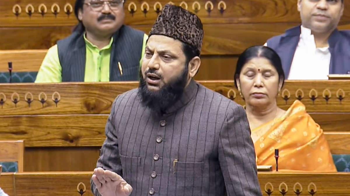 Samajwadi Party MP under probe for being 'present' before stone pelting ...