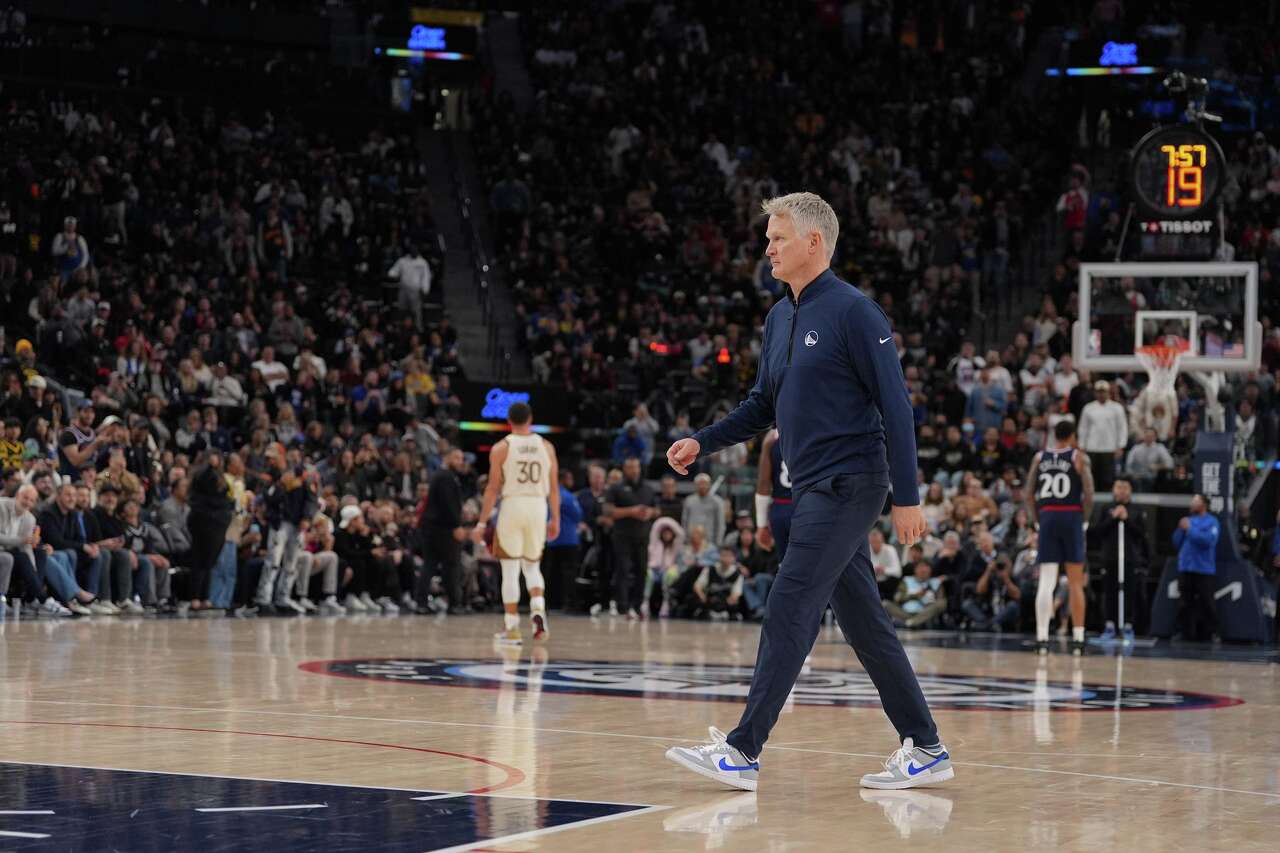 Warriors' Steve Kerr moves past ejection, details mother's disappointment