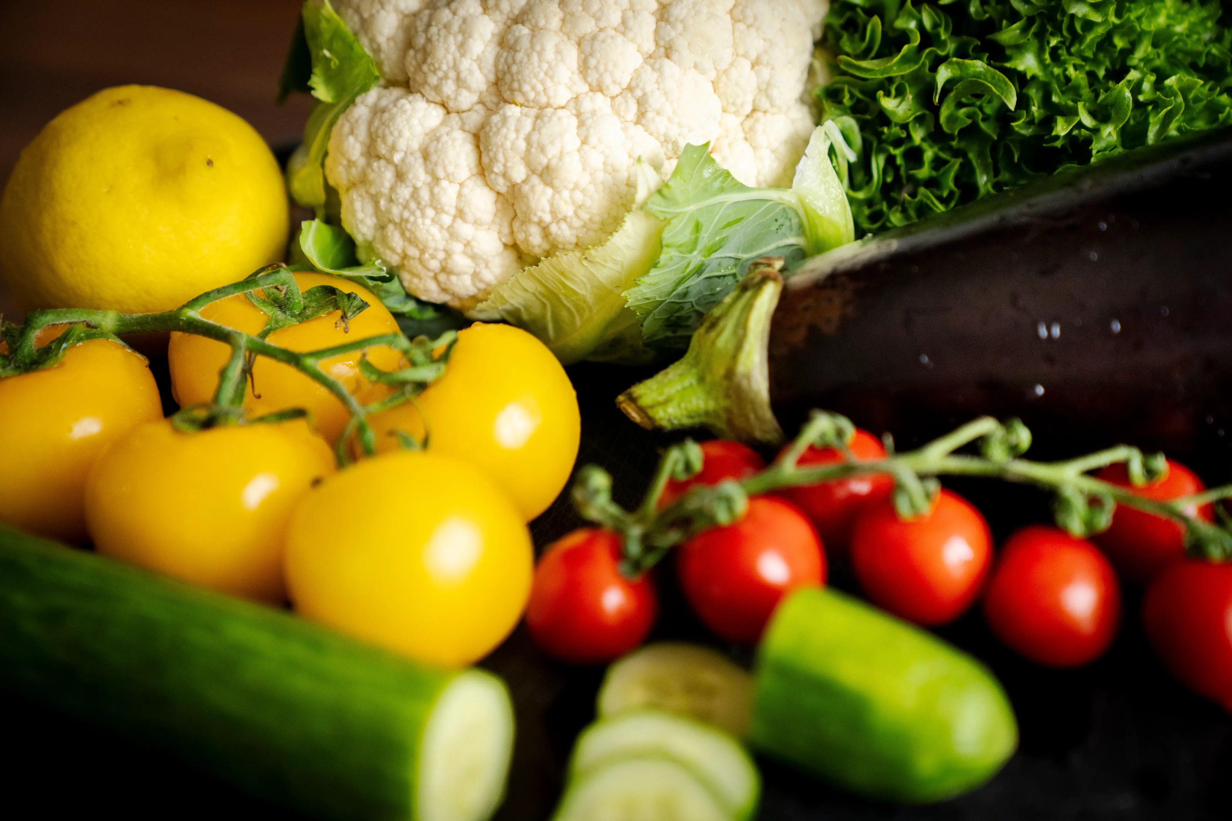 Tager du på, selvom du spiser færre kalorier? Forsker forklarer hvorfor