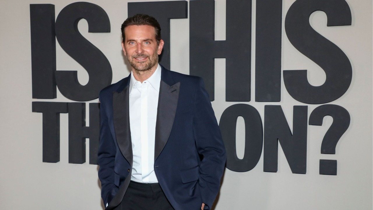 Bradley Cooper shuts down crazy plastic surgery rumours