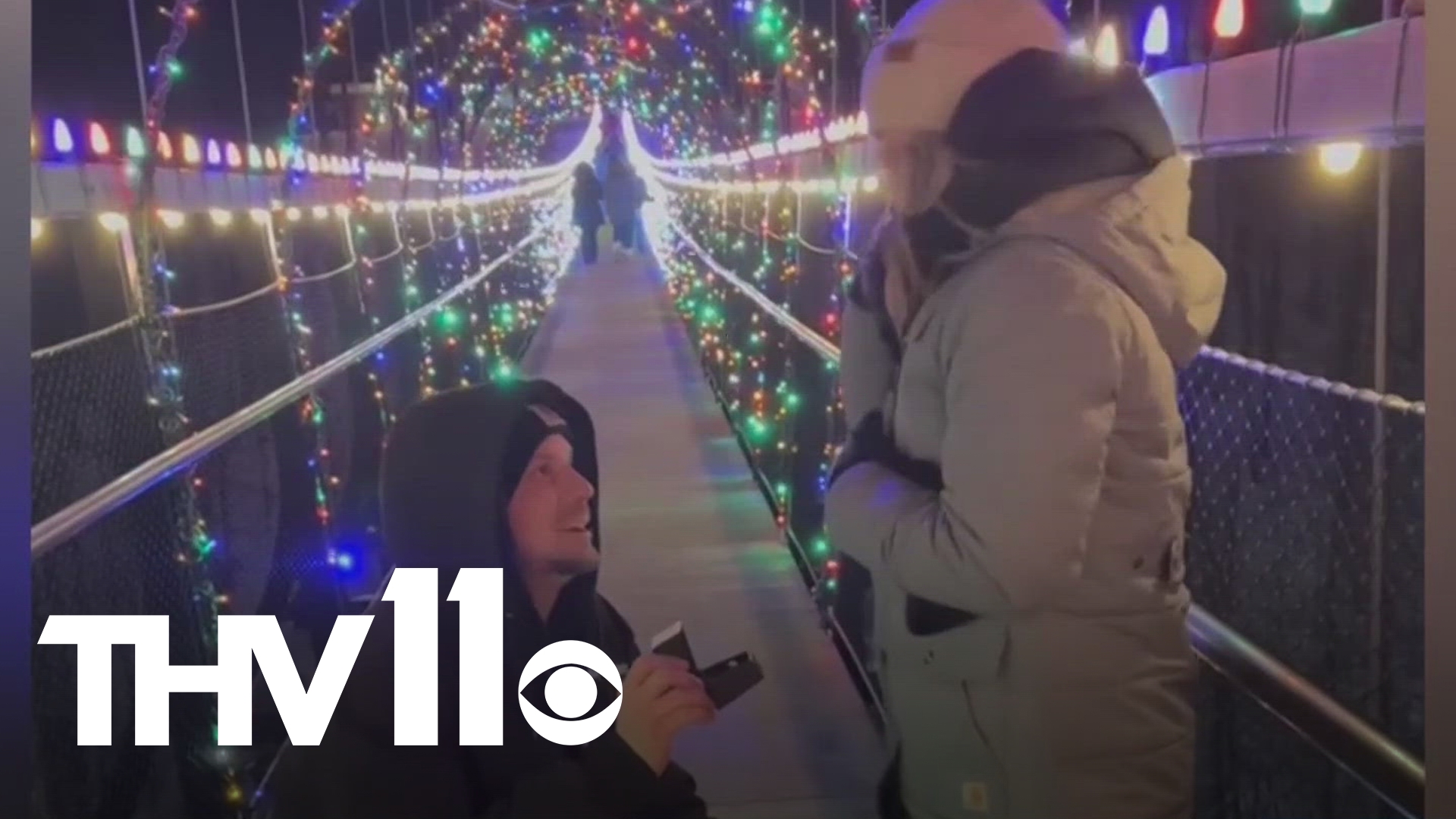Man accidentally drops ring off bridge during marriage proposal