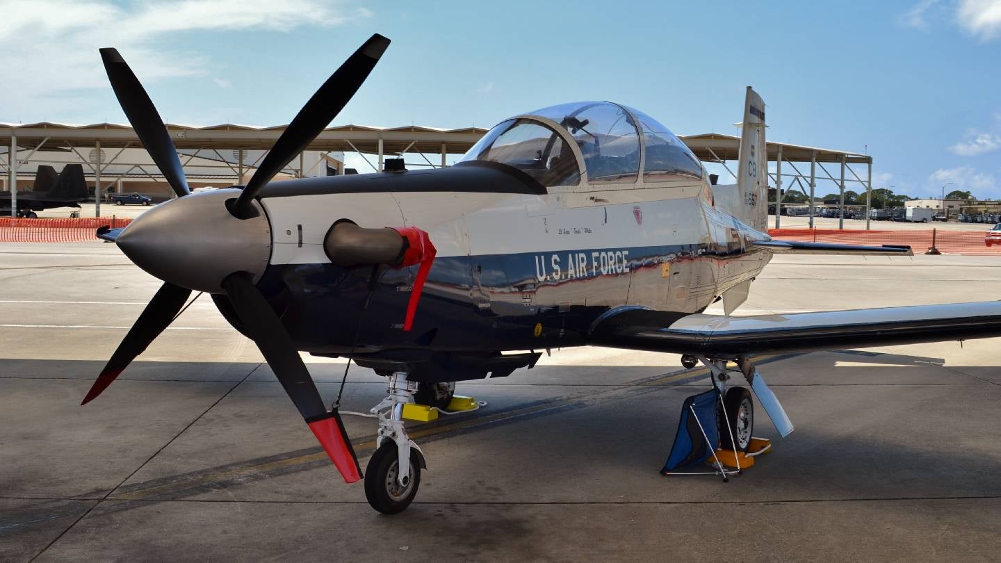 USAF awards $835M initial pilot training contract to US Aviation Academy