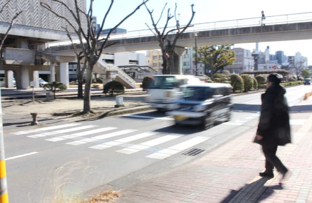 信号機ない横断歩道での車の停止率、大分県は全国6番目に低い38.6％ JAFの25年調査【大分県】