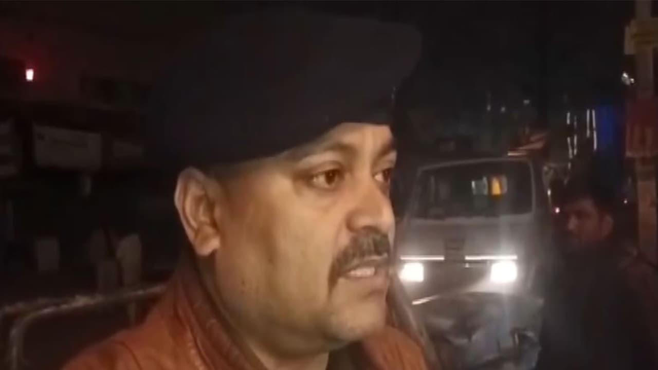 Bihar: 4 injured as SUV rams vehicles; angry locals set car on fire